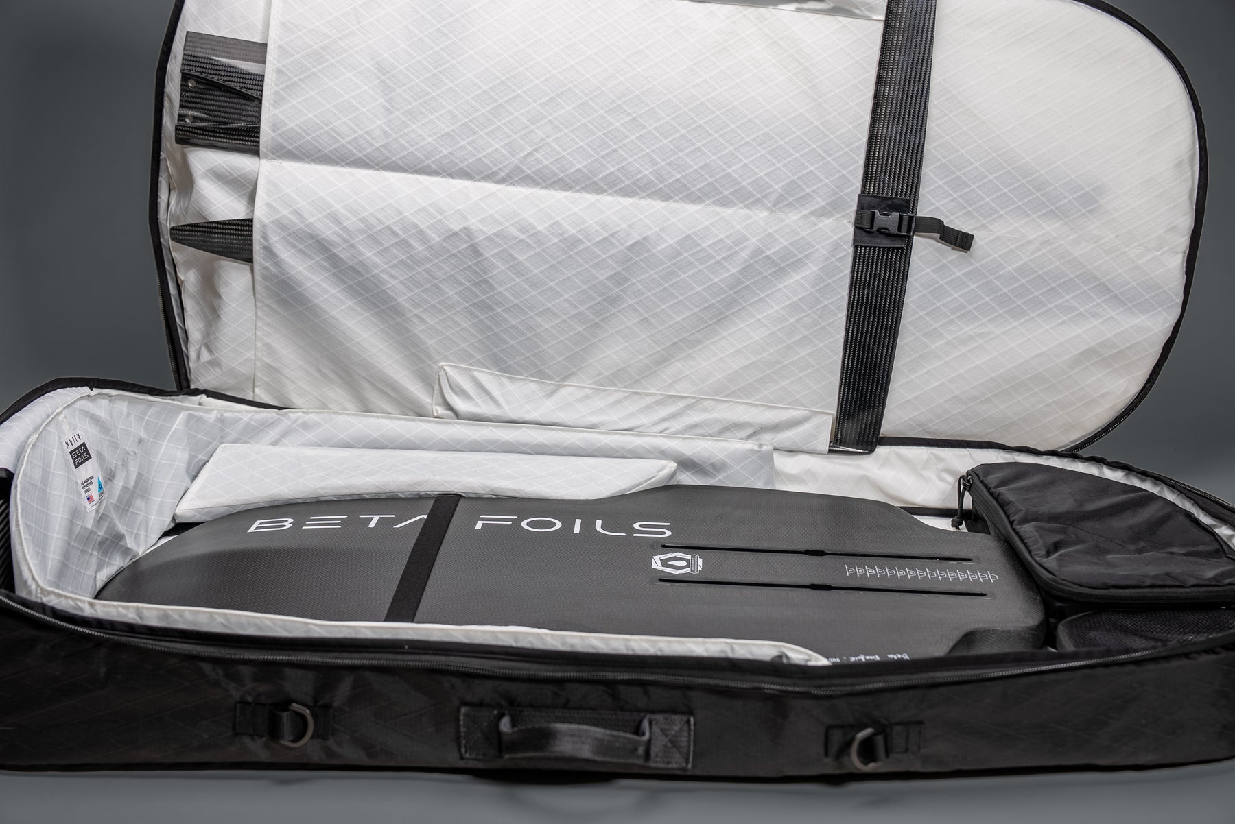 Beta Freefoil | The World's Most Advanced Pumpfoil – Beta Foils